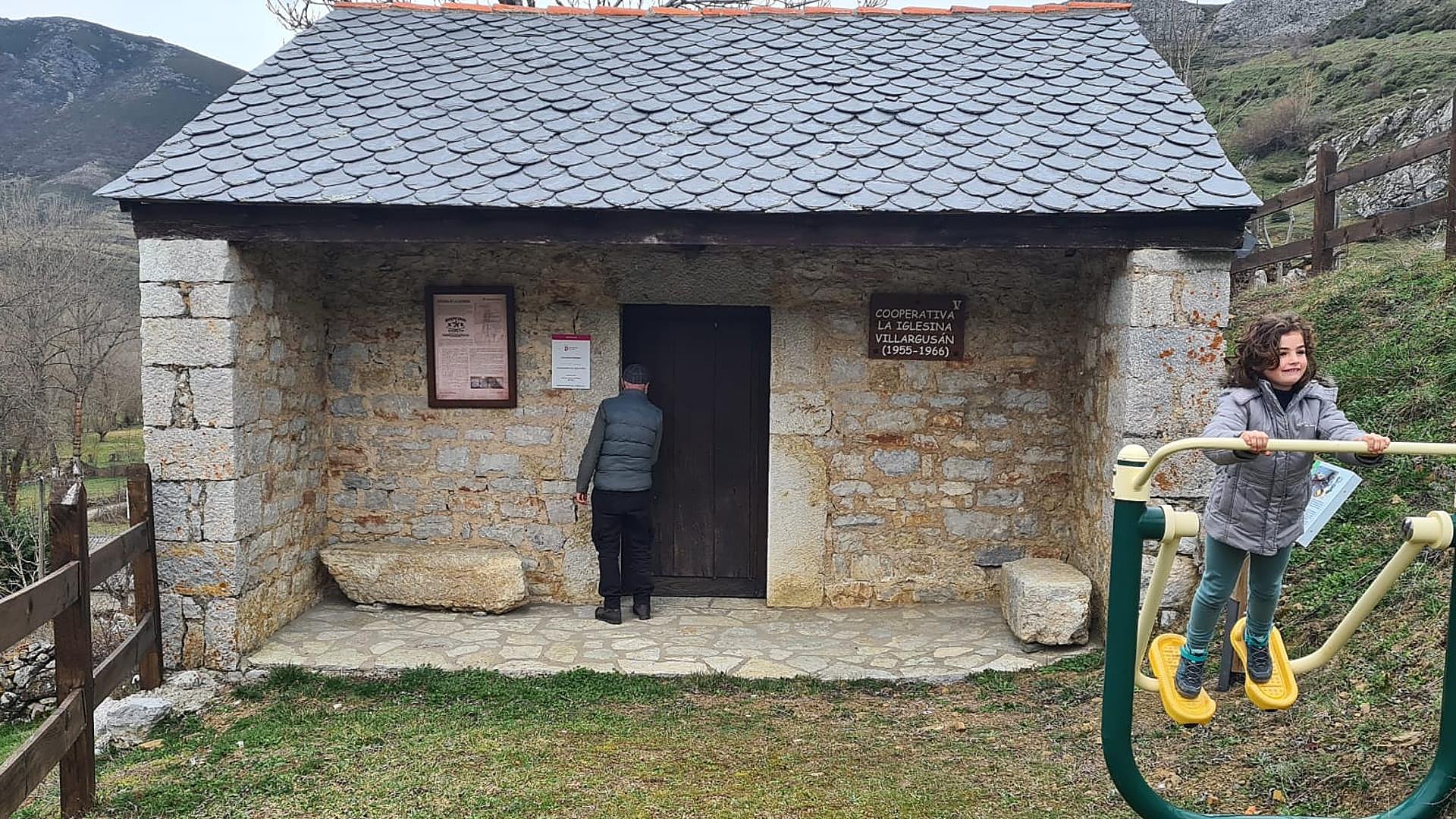 La lechería de Villargusán, en Babia, producía mantequilla leonesa de excelente calidad ...